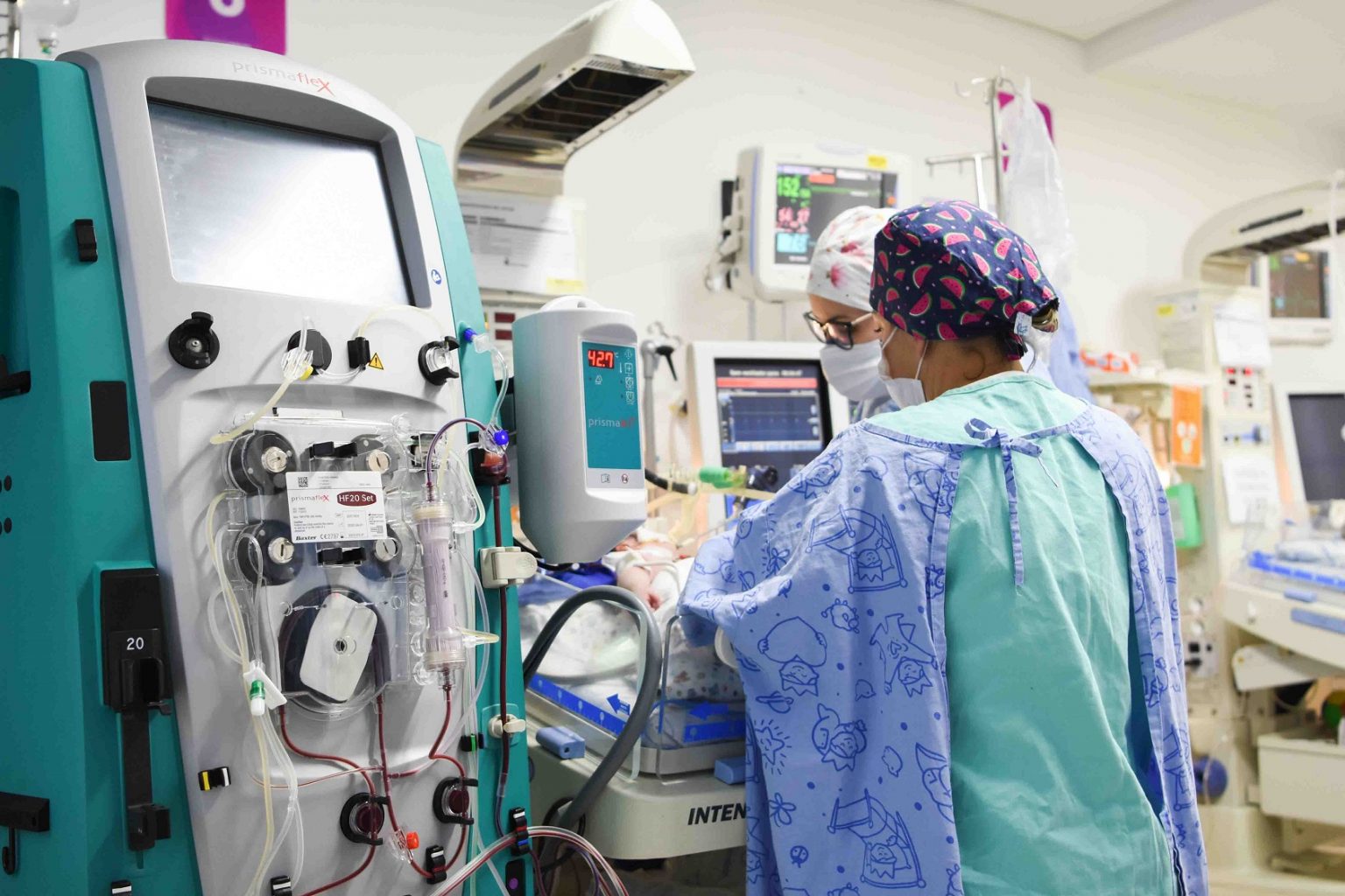 UTI Neonatal é referência em tratar malformações e doenças complexas
