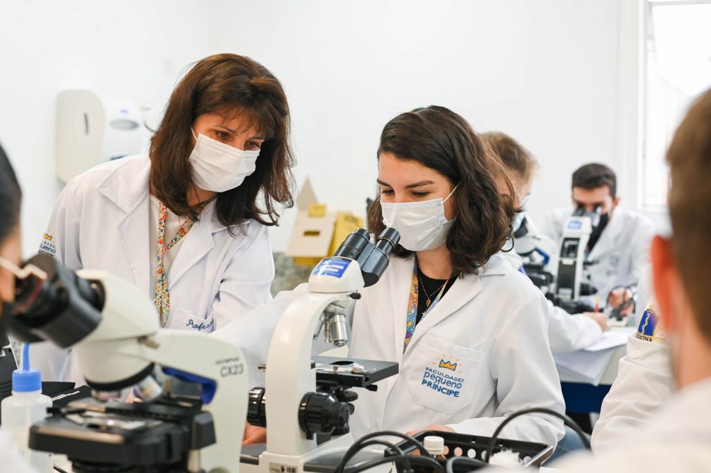 Acreditação do Saeme-CFM é concedida ao curso de Medicina da FPP